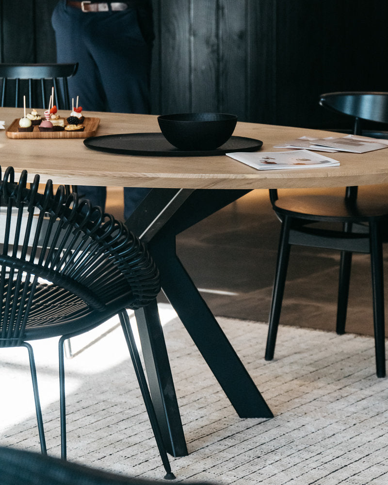 Albert Dining Table Ellipse – Richard Heath